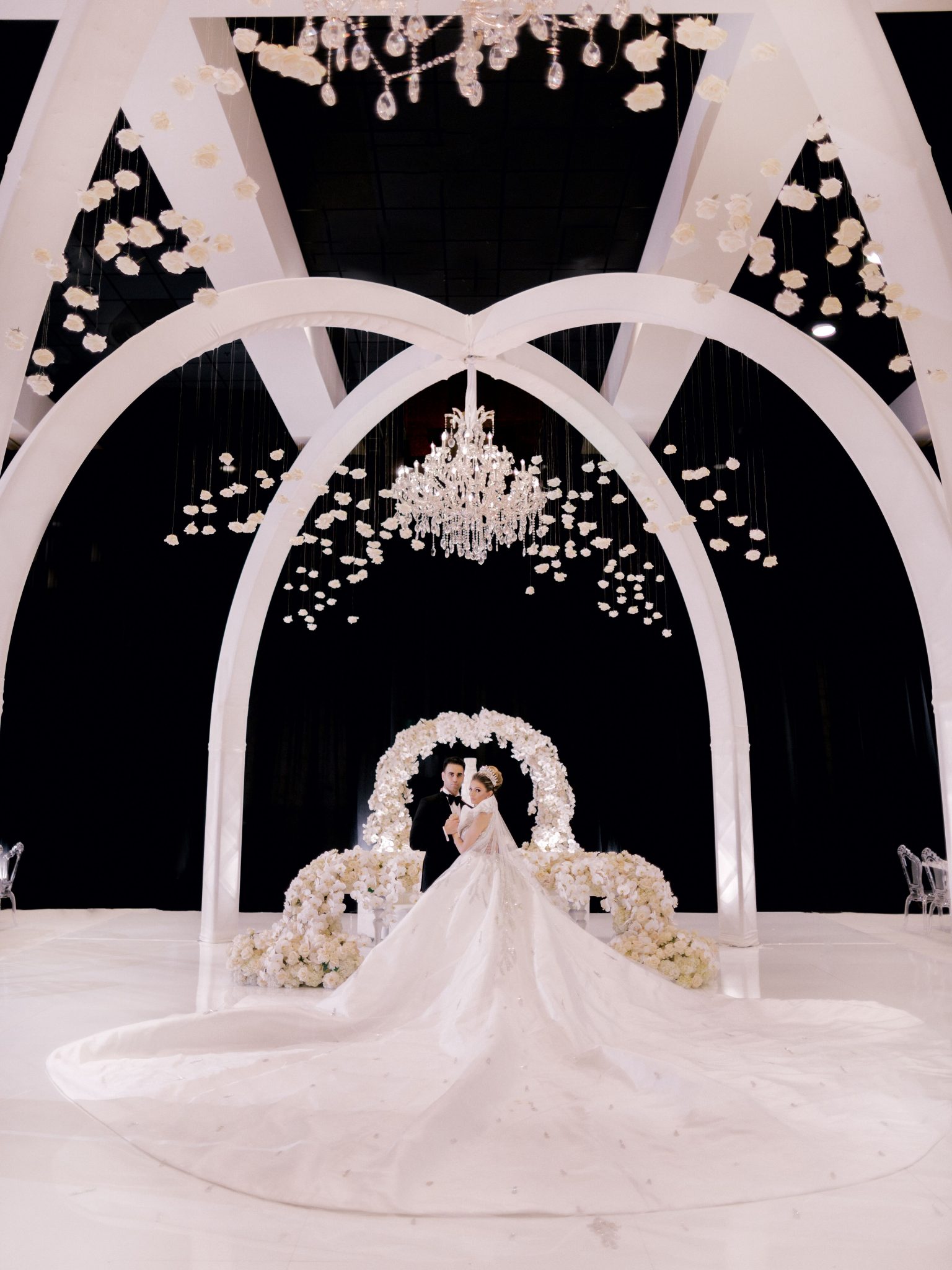 A Wedding Where Architecture Meets Design - Wedded Wonderland