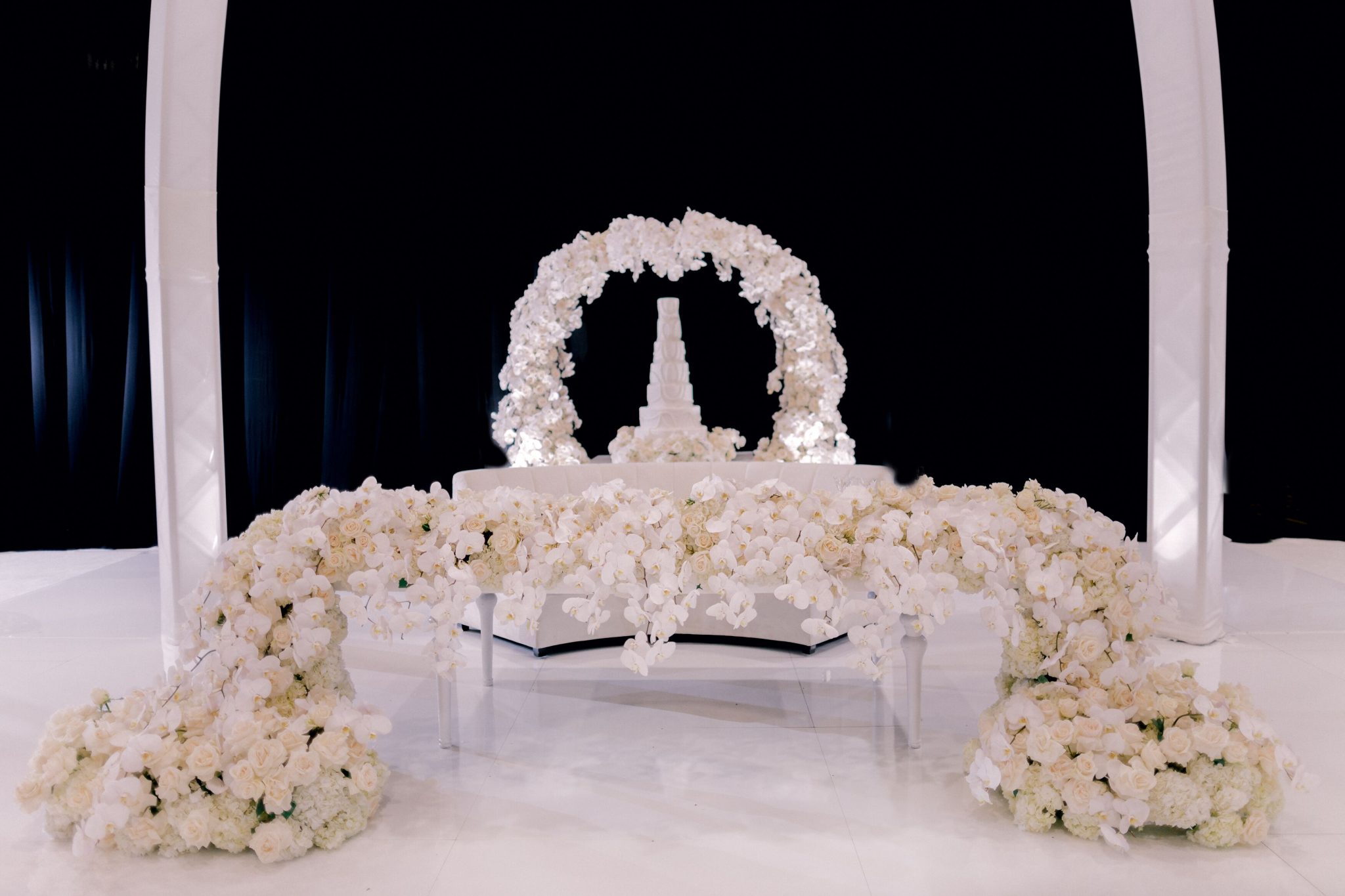 A Wedding Where Architecture Meets Design - Wedded Wonderland