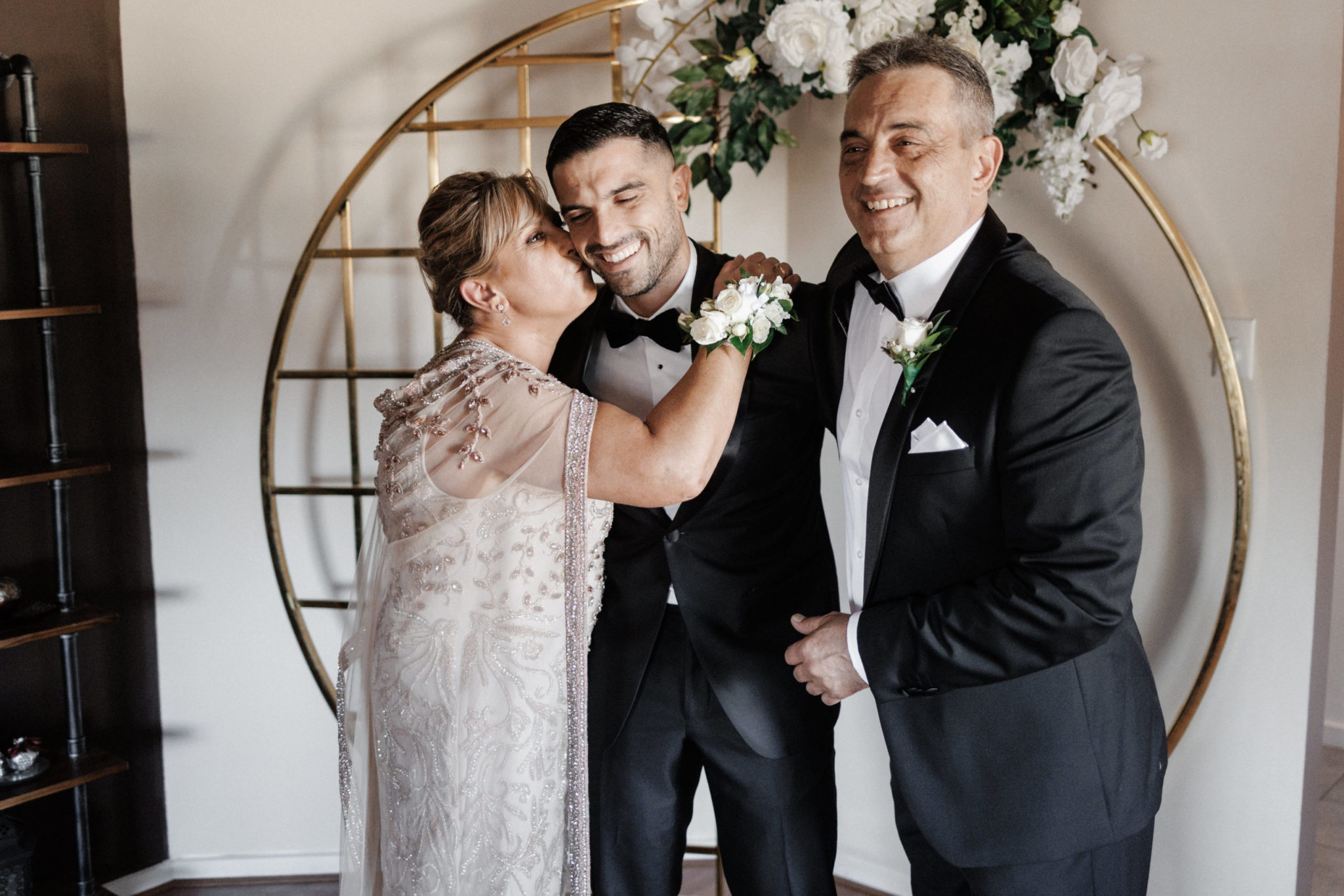 Louise and Yianni's Heartwarming Wedding Celebration - Wedded Wonderland