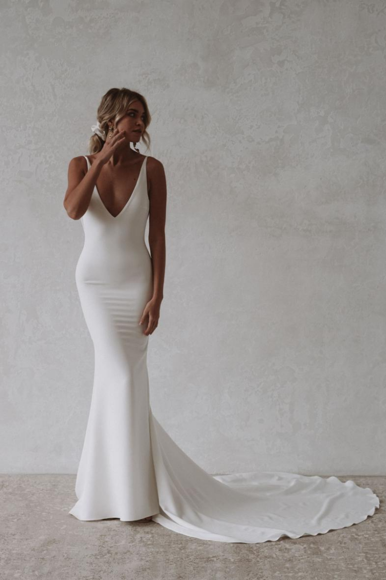 10 Timeless Wedding Dress Styles That Will Never Go Out of Style ...