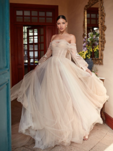 50 Enchanting Wedding Gowns Inspired by Your Favorite Disney Princesses ...