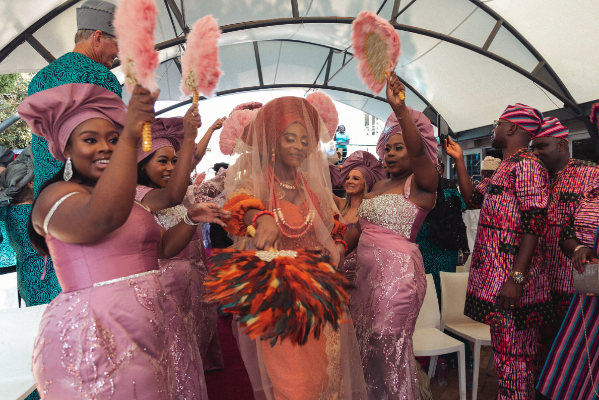 This Couple's Wedding in South Africa Celebrated Their Stunning and ...