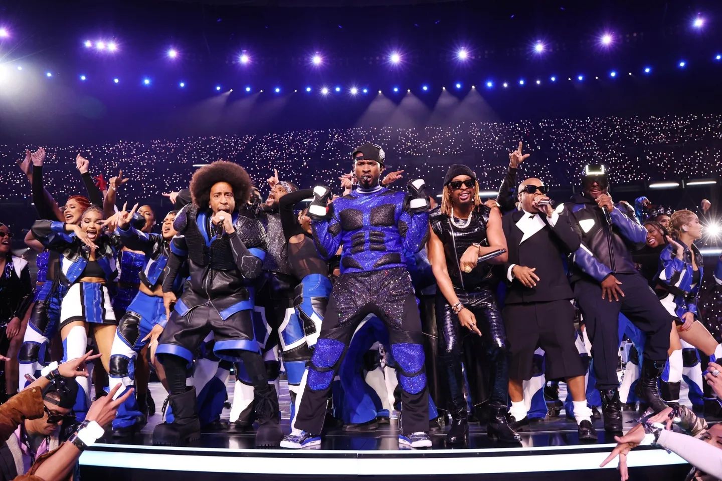 Usher Marries Jennifer Goicoechea After The Super Bowl In Las Vegas | Wedded Wonderland