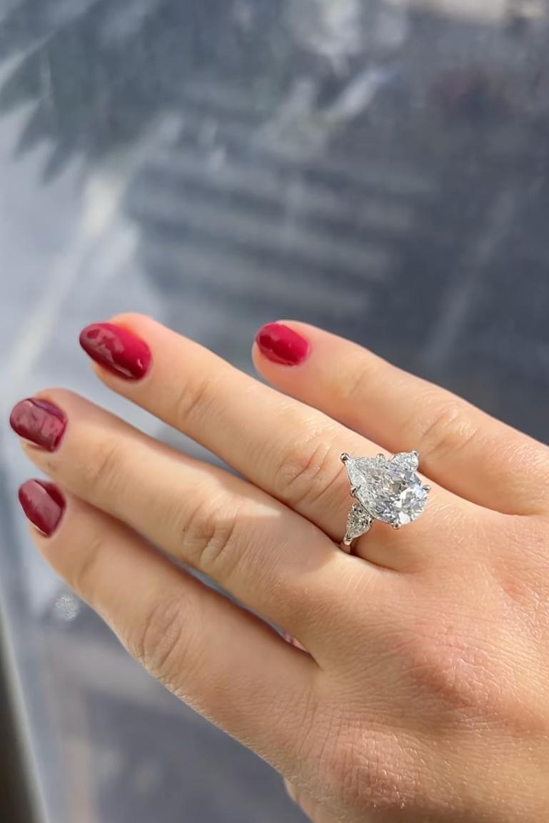 "Mad Love" Singer Mabel is Officially Engaged - Wedded Wonderland