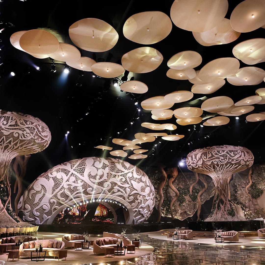 This Unreal Wedding Venue in India is One of the Most Glamorous Spaces ...