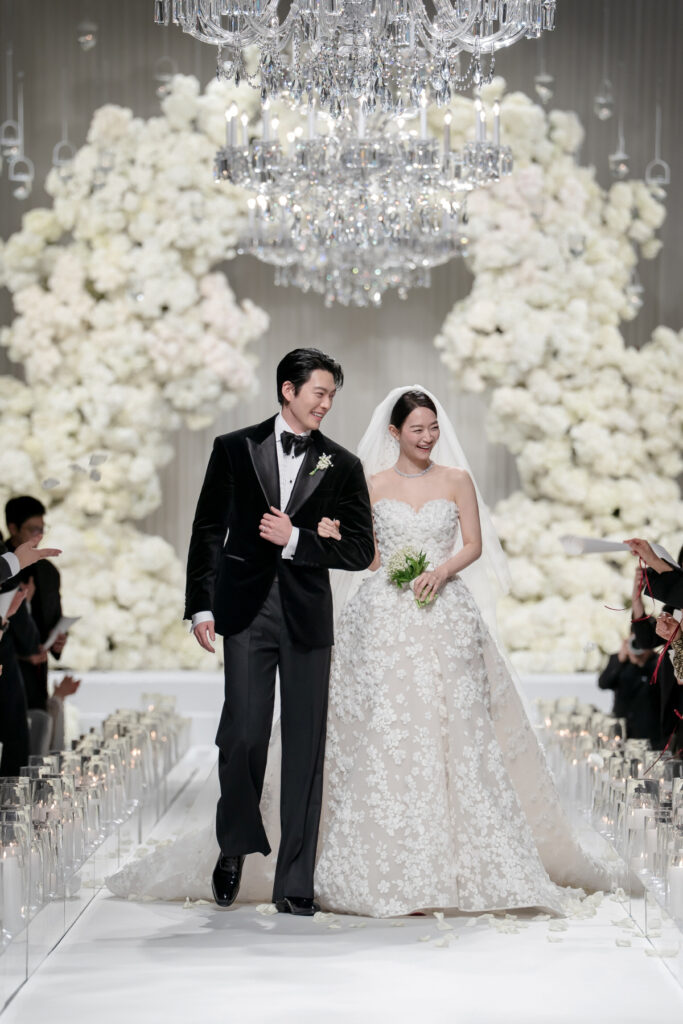 Inside Shin Min Ah and Kim Woo Bin’s Wedding and the Elie Saab Gown ...