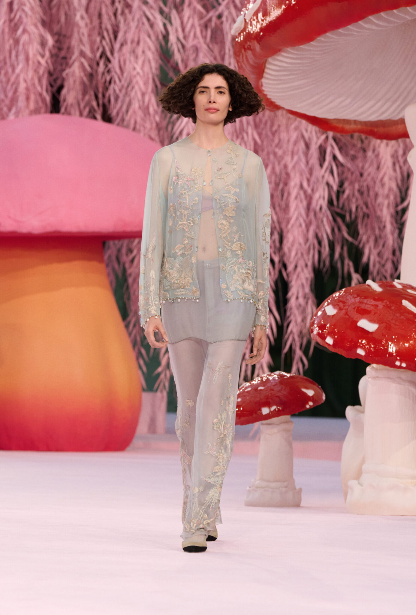 Once Upon a Seam: Matthieu Blazy’s Chanel Couture Debut Felt Like a ...